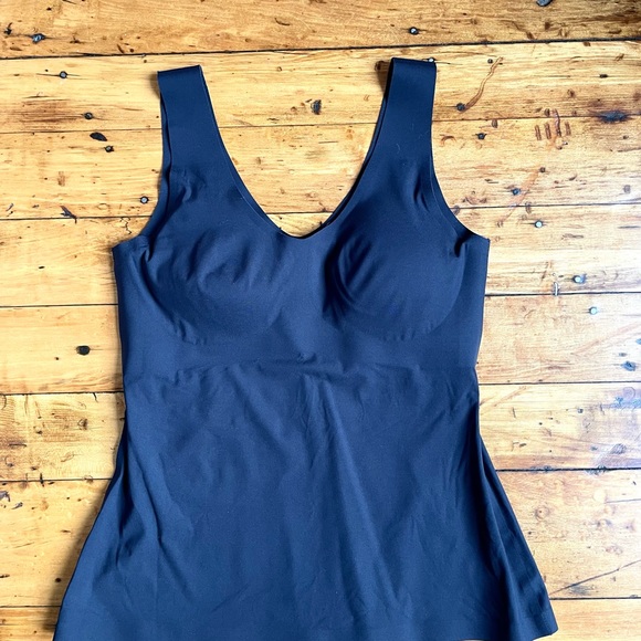 knix | Tops | Knix Tank Top Black | Poshmark